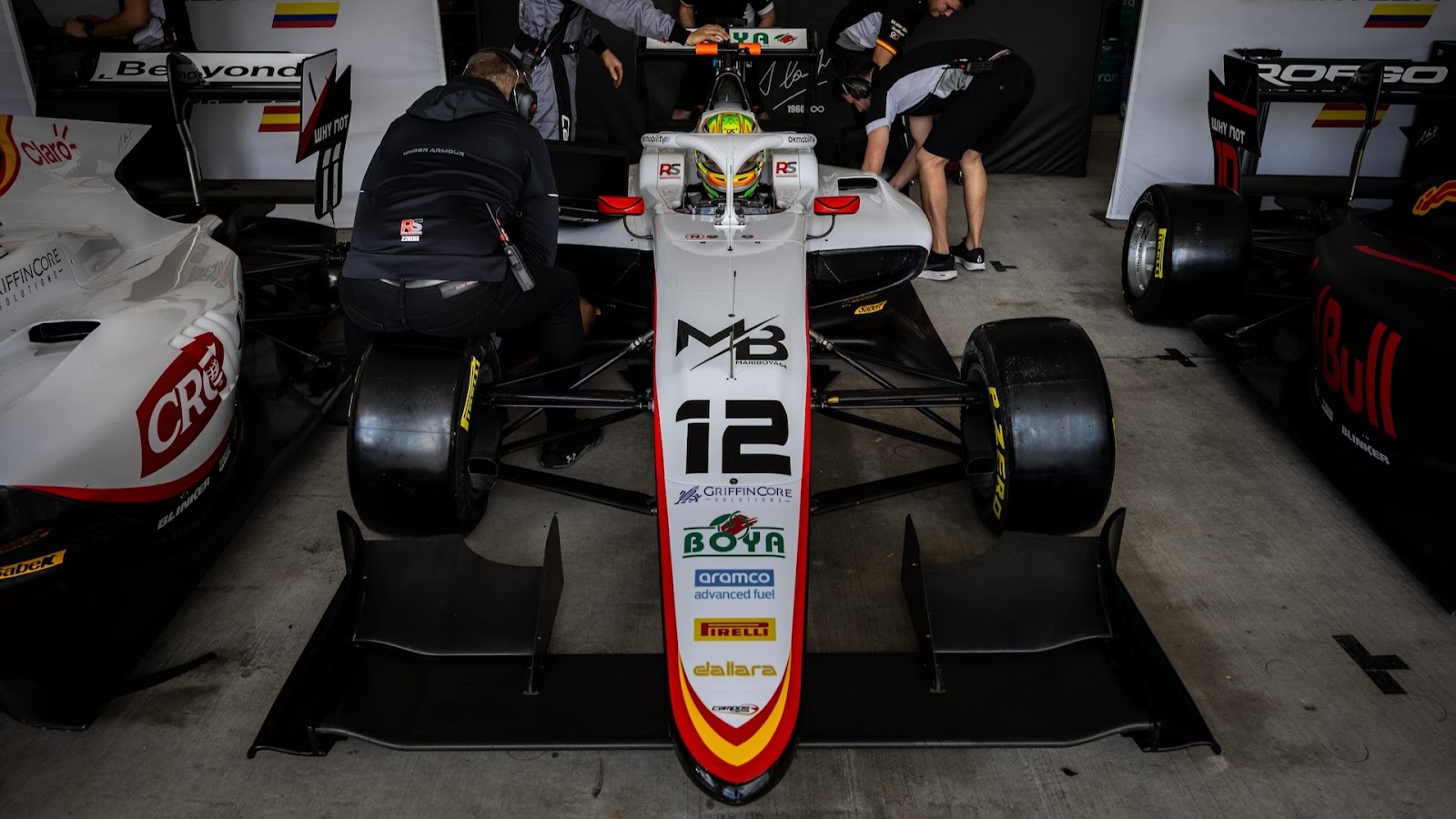 How are junior single-seater cars repaired after a crash? – Feeder Series