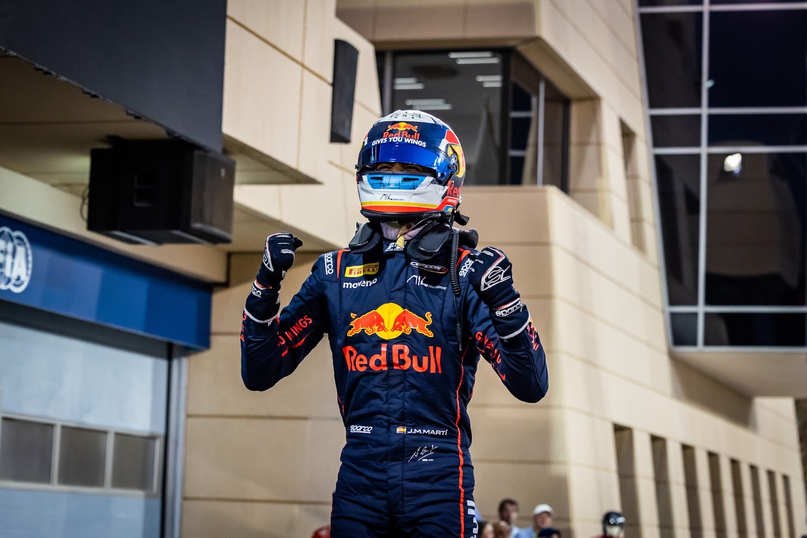 Martí takes second F2 win from 11th in Bahrain sprint after last-lap ...